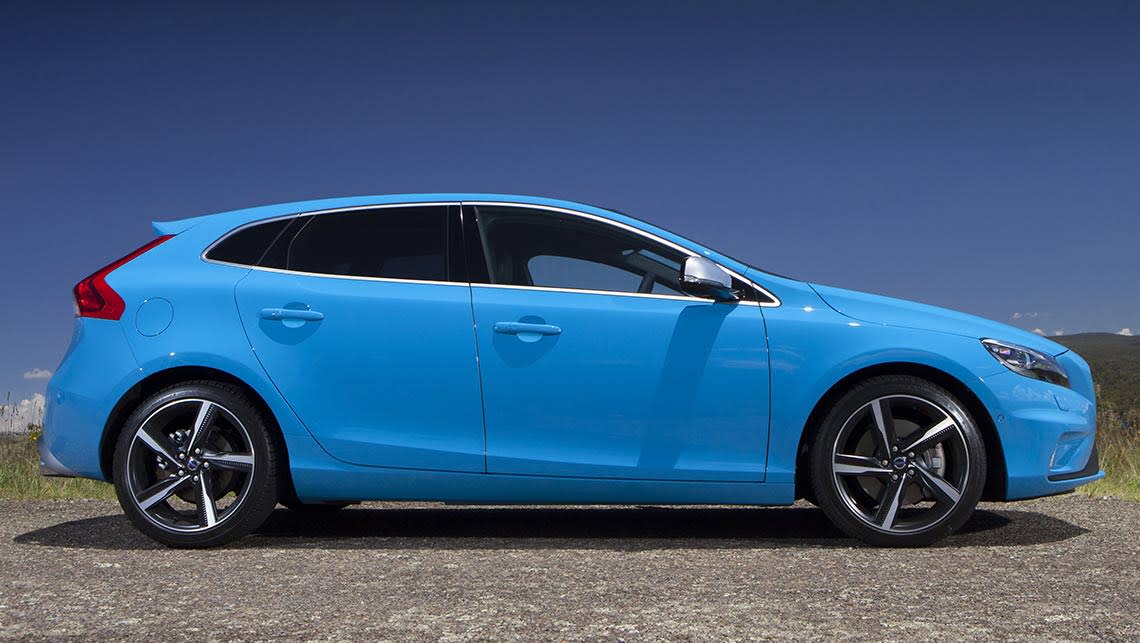Volvo V40 T5 R-Design 2014 review | CarsGuide