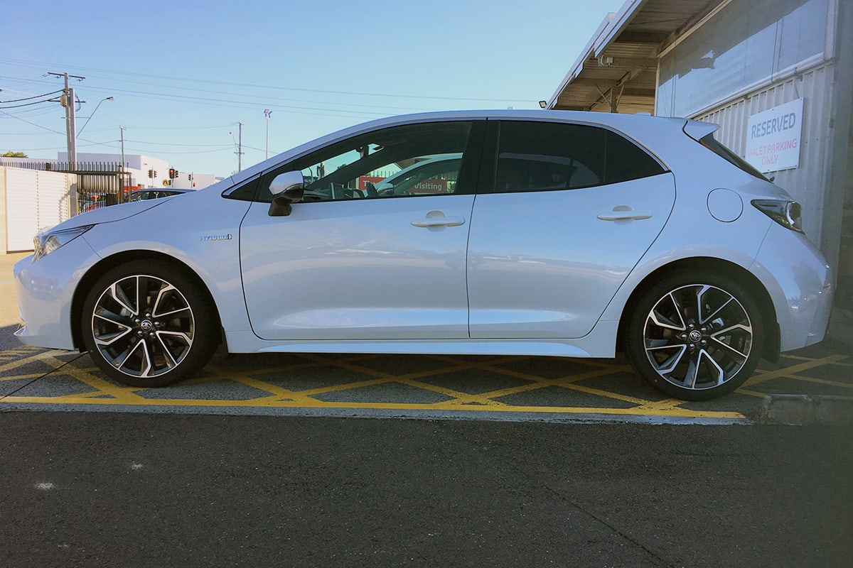 Toyota Corolla Hybrid 2019 review ZR CarsGuide