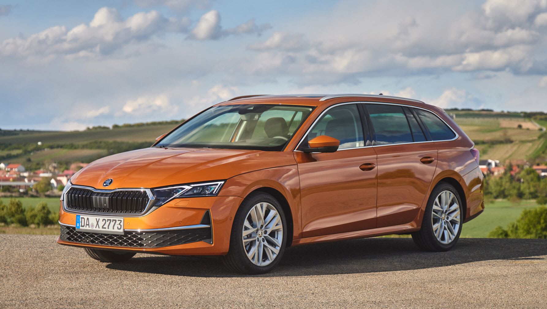 New Toyota Camry, Mazda 6 and Honda Accord rival gets a lower entry ...