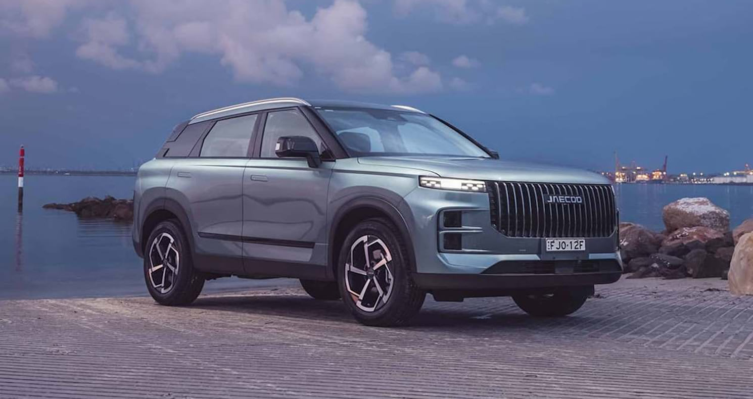 Chinese SUV newcomer in urgent recall: 2025 Jaecoo J7 petrol variants ...
