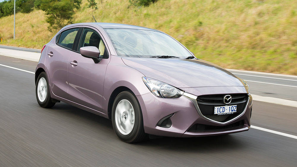 Mazda 2 Maxx hatch 2016 review | CarsGuide