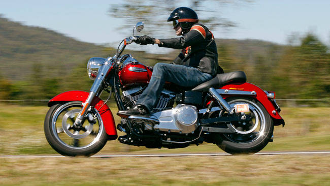 Harley-Davidson Dyna FLD Switchback 2012 Review | CarsGuide
