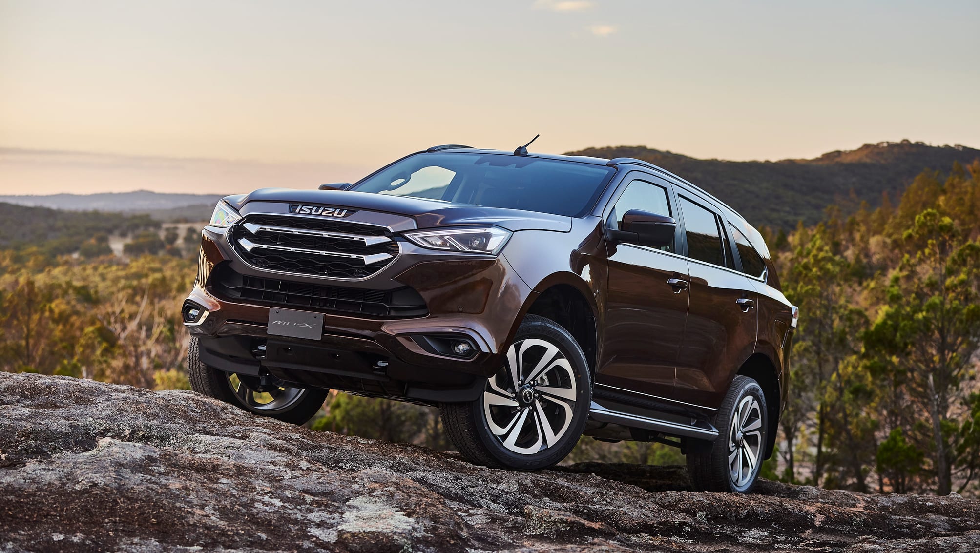 2022 Isuzu MU-X price and features: Long-awaited D-Max-based Toyota ...