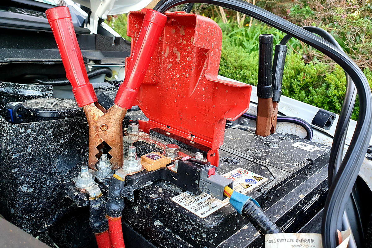 How to Jump Start a Car? | CarsGuide