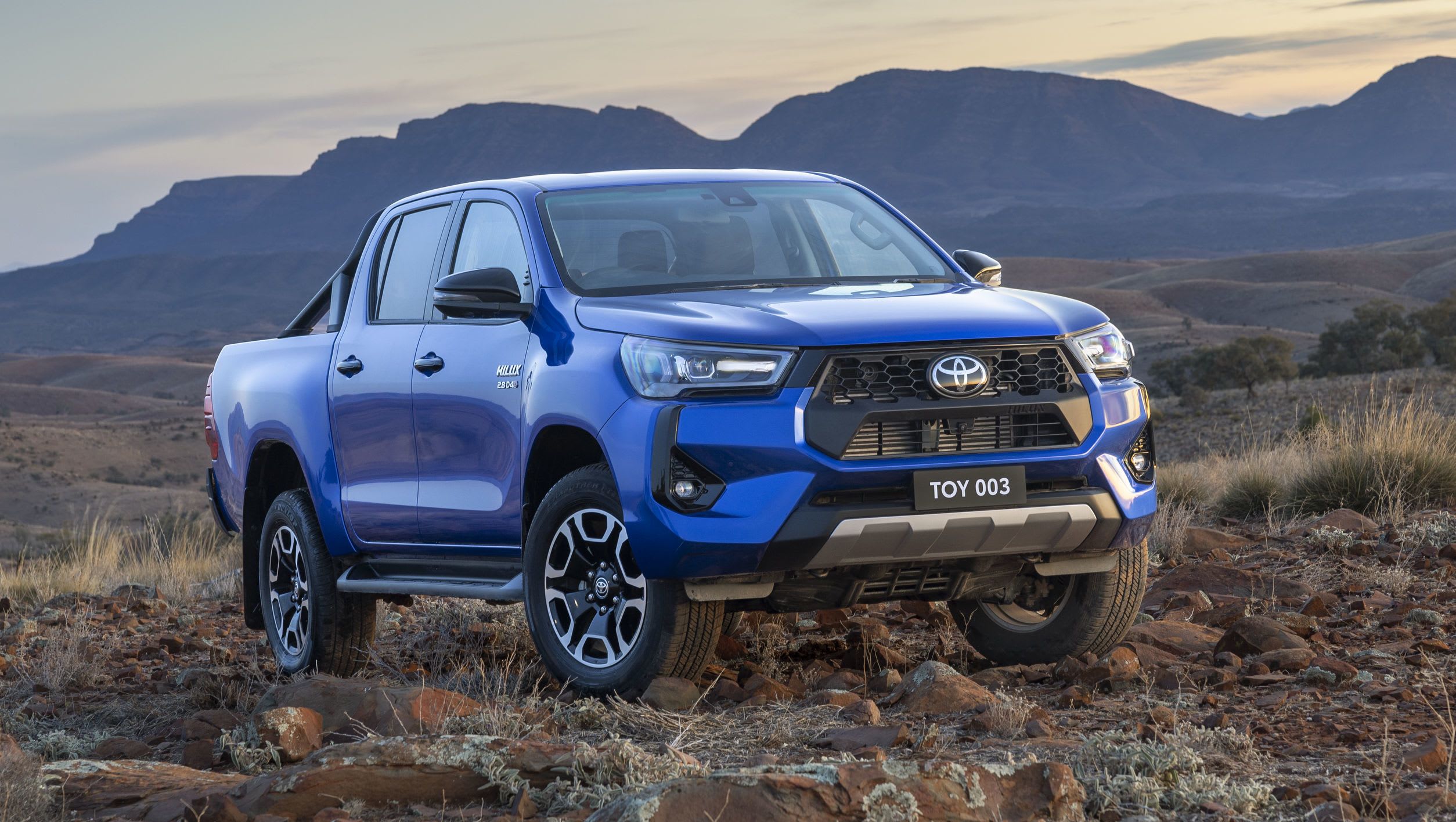 Key detail of new Toyota HiLux revealed: Toyota reveals fuel use ...