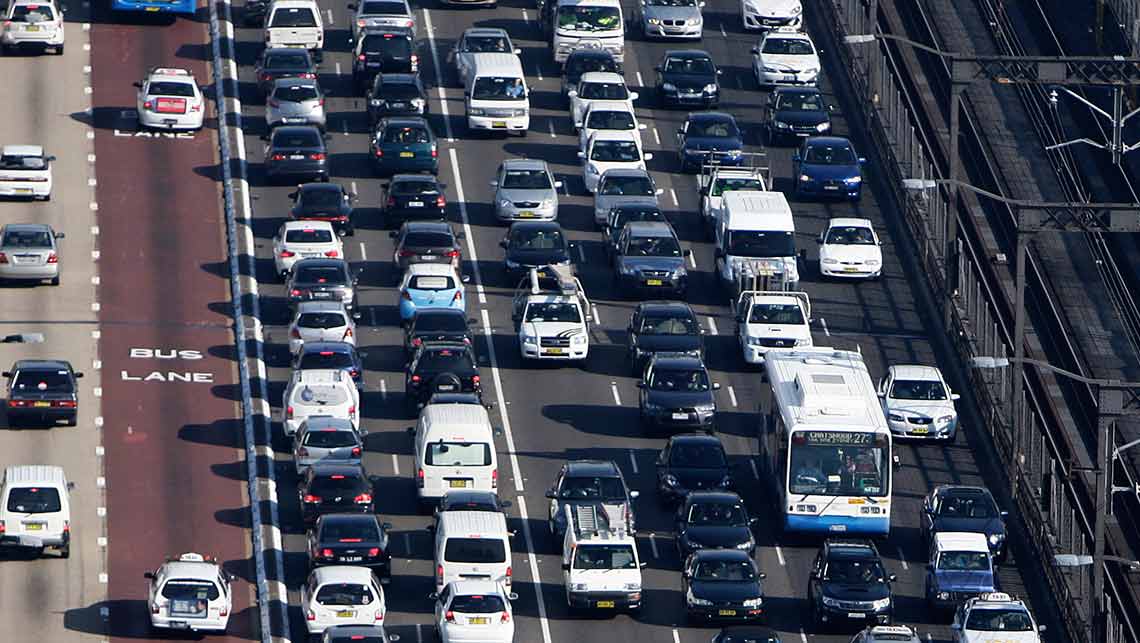 Congestion slows Sydney motorists to 11km/h - Car News | CarsGuide