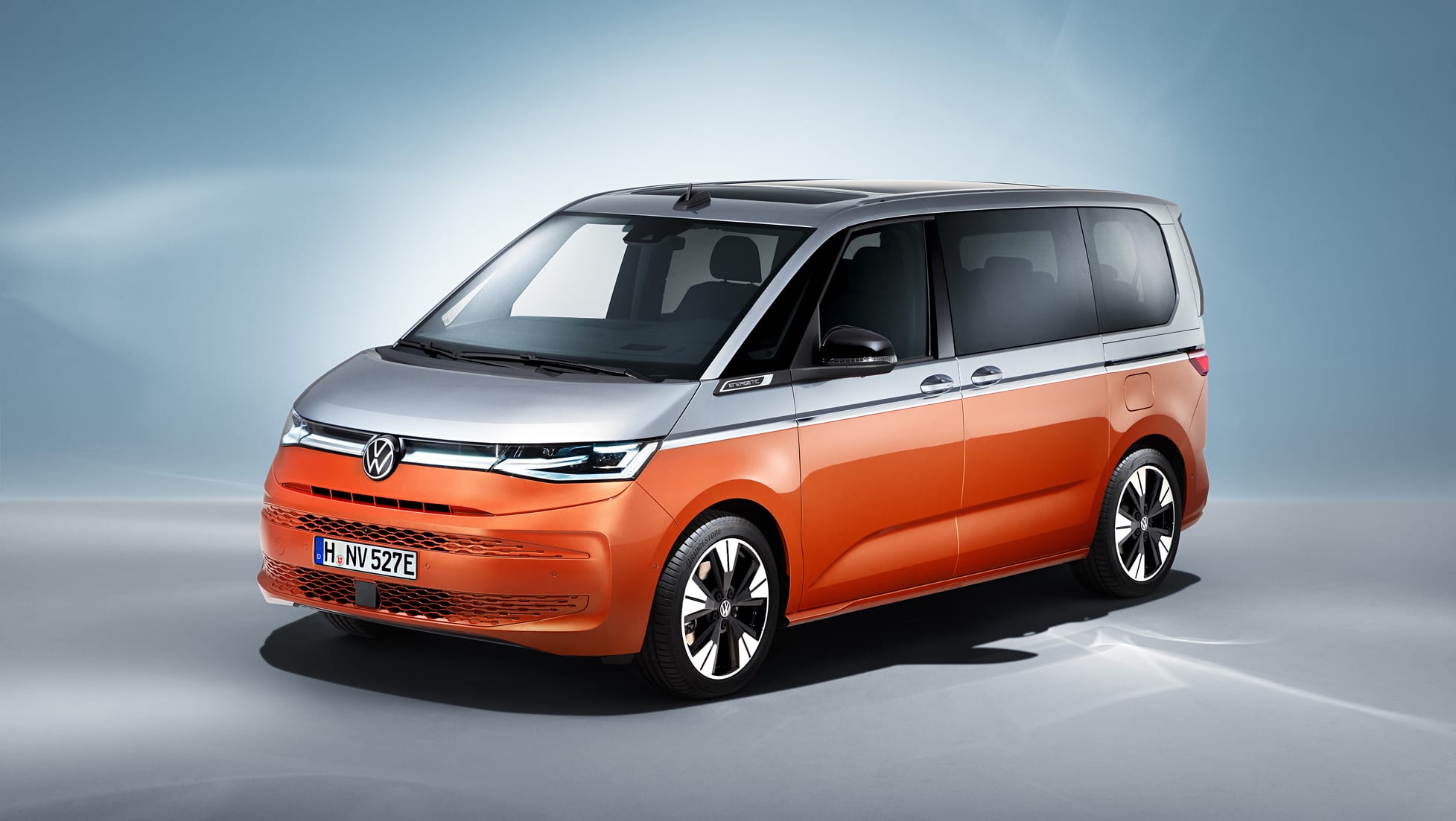 2022 Volkswagen Multivan T7 detailed: New Mercedes-Benz V-Class ...