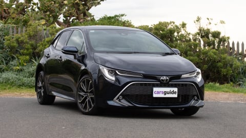 Toyota Corolla Dimensions 2021 - Length, Width, Height, Turning Circle ...